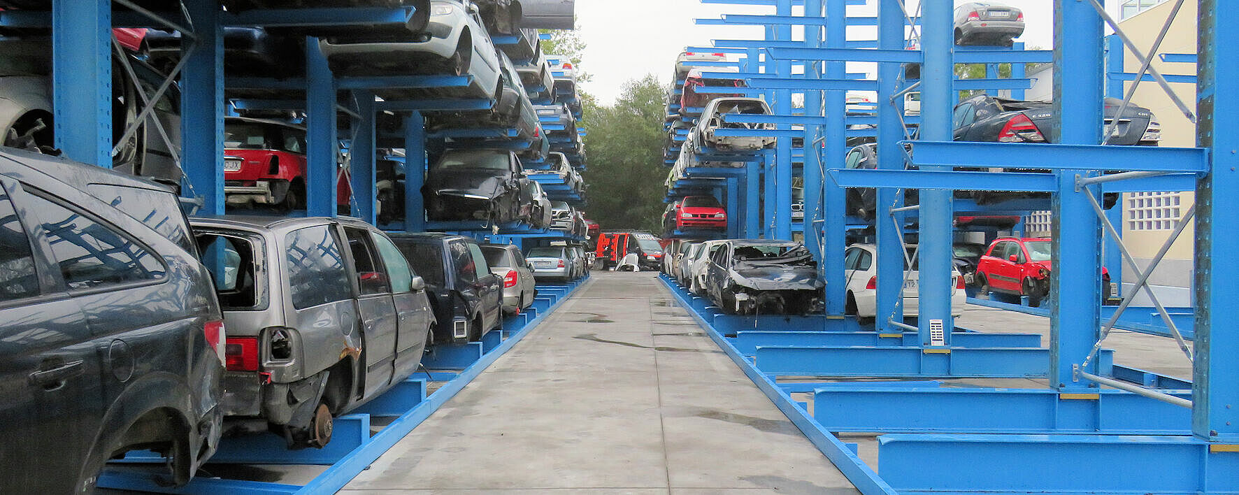 Cantilever racking for car recyclers | ELV storage systems | OHRA UK