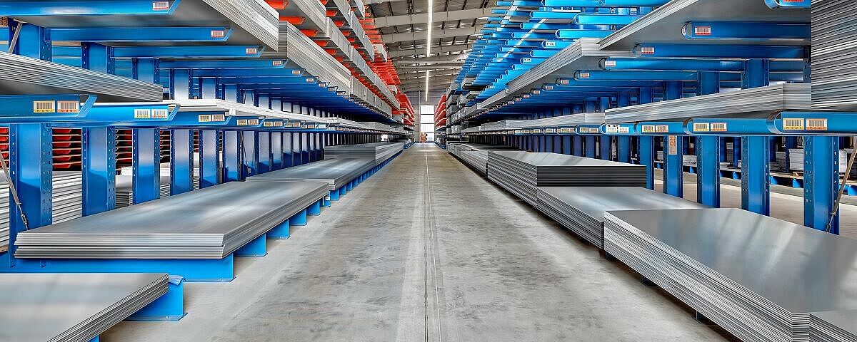 Cantilever racking | Storage systems | OHRA UK