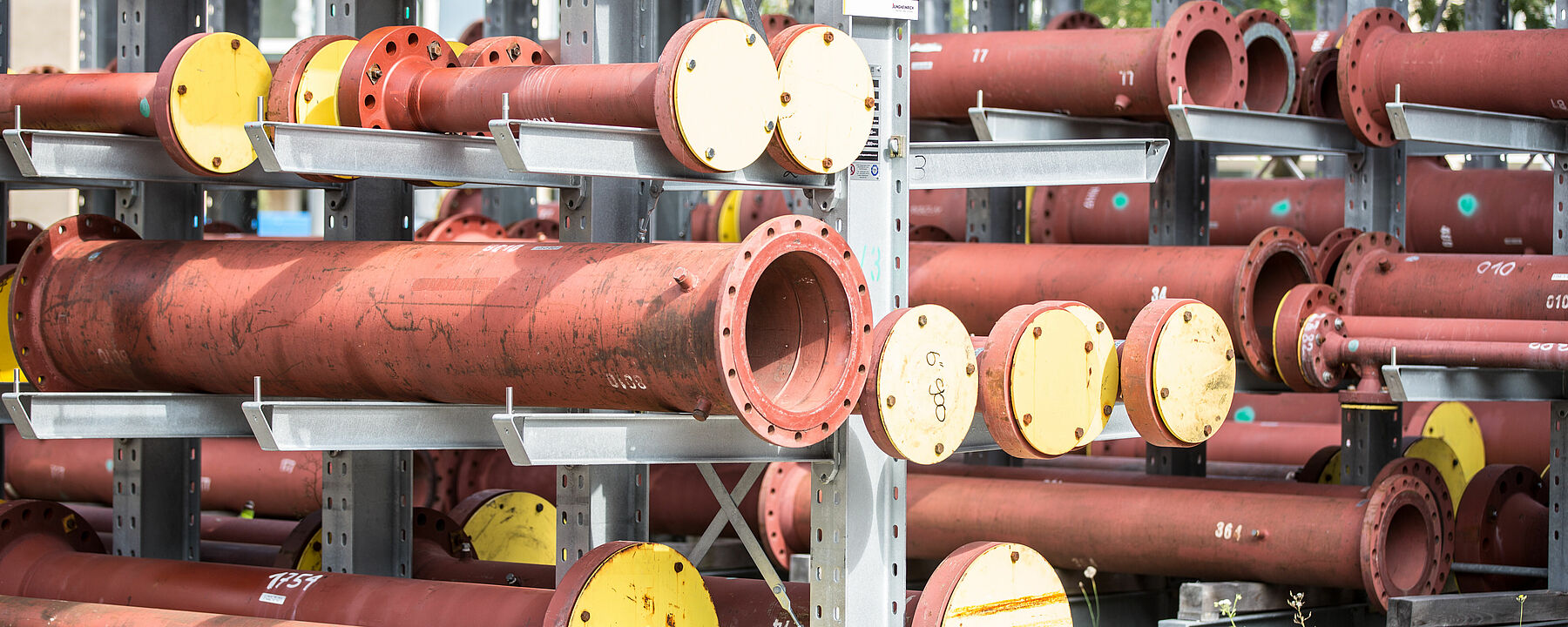 Yard racking | cantilever racking with roof | OHRA UK